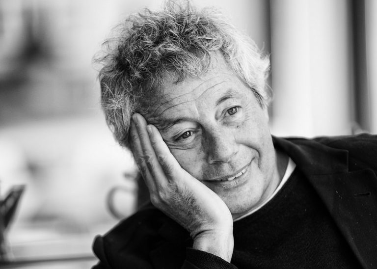 Alessandro Baricco: «En el mundo hay un único peligro: morir de falta ...