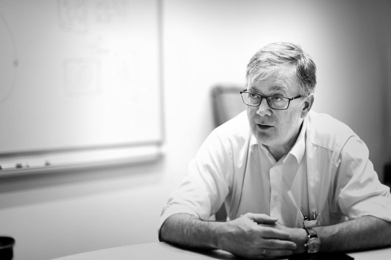 Fernando Cossío: «La situación es desesperada, pero no grave; este lema ...