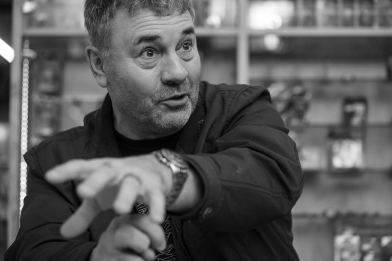 Richard Morgan: «La tecnología está en manos de un grupo de personas ...