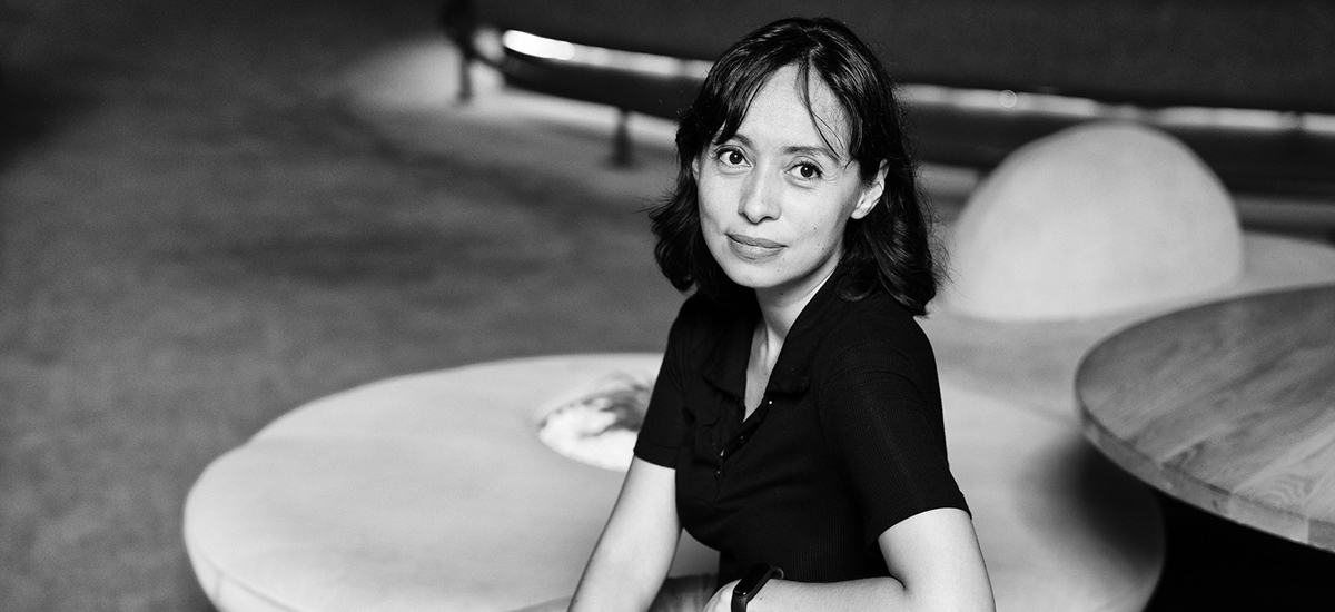 Brenda Navarro: «La maternidad en España es mujeres explotadas ...