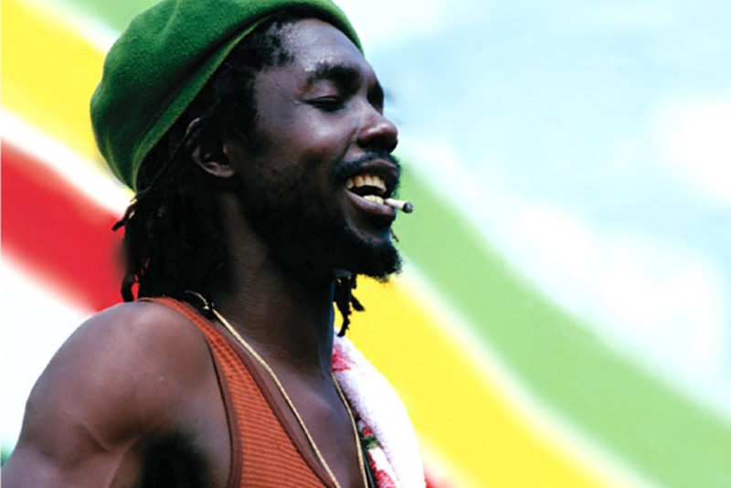 Peter Tosh: la voz humeante del Wailer más rebelde (1) - Jot Down ...