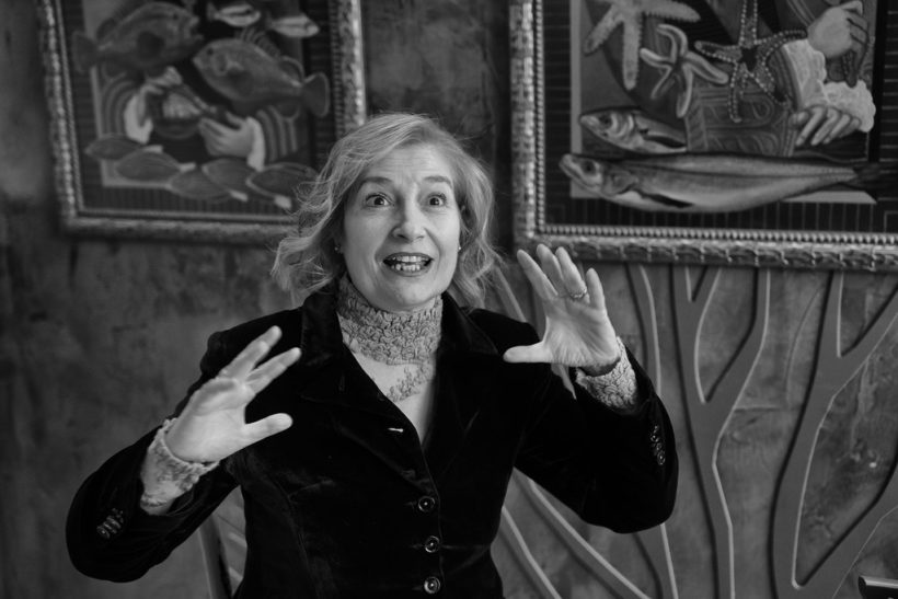 Assumpta Serna: «En el teatro encontré más verdad que en el derecho ...
