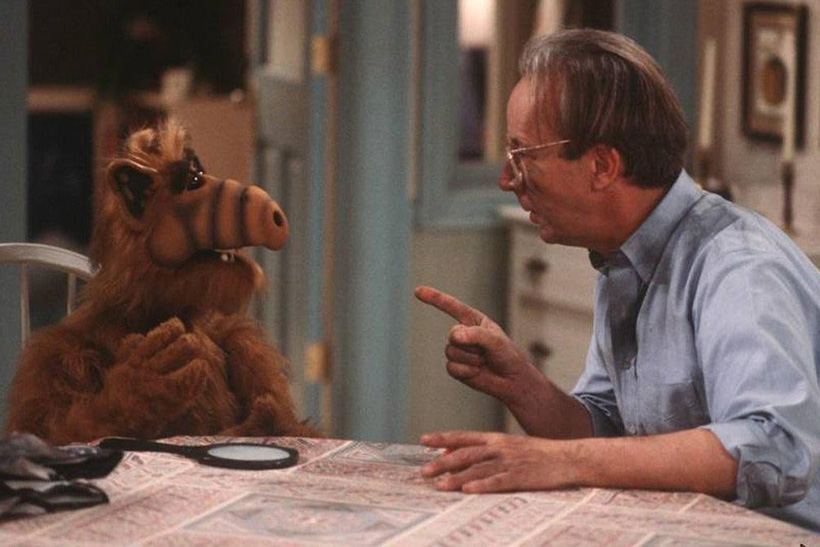 'ALF': tú no me juzgas por lo del gato, yo no te juzgo por lo del crack ...
